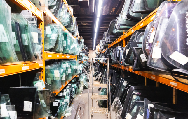 Used Auto Glass in Chicago, IL